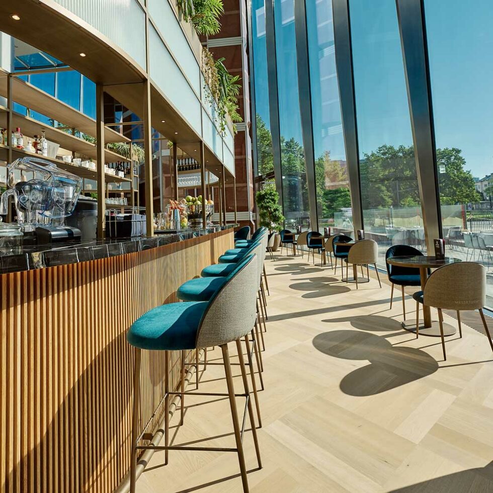 Horizon Bar - M.Tower - Genuss pur im Messeturm: